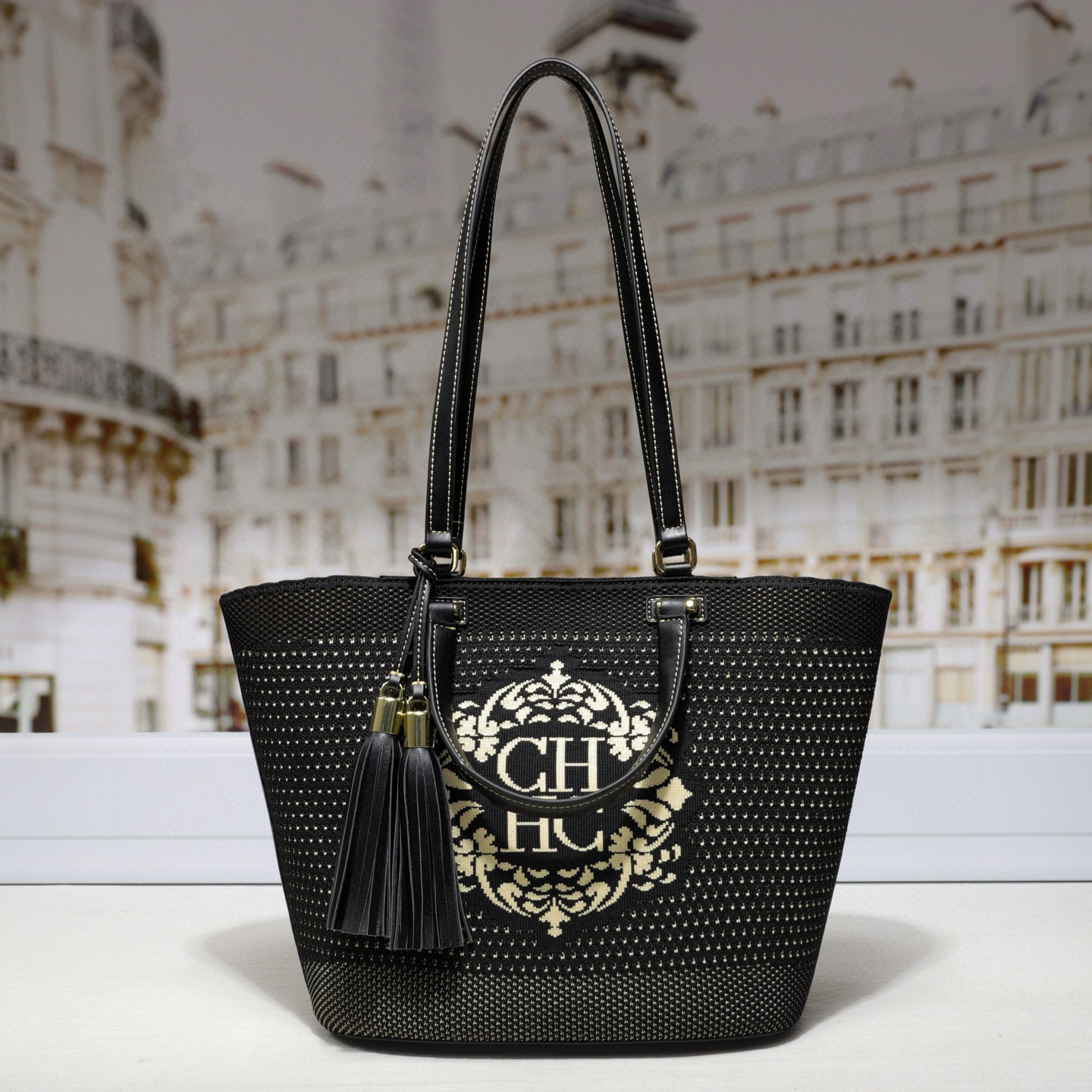 CHCH Women's Woven Cabbage Basket Shoulder Bag Flying Woven Letter ...